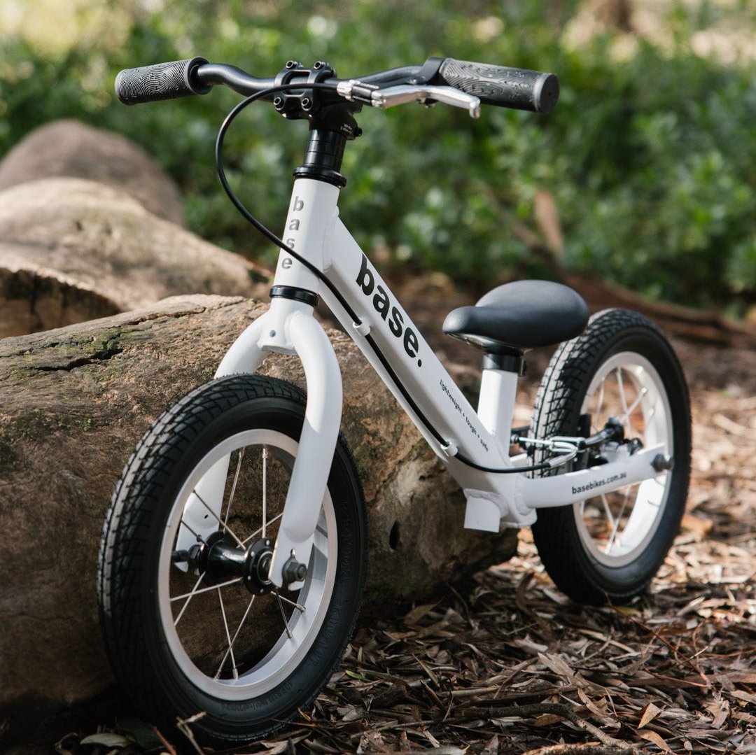 balance bike with hand brake for 2 to 4 year olds – base bikes